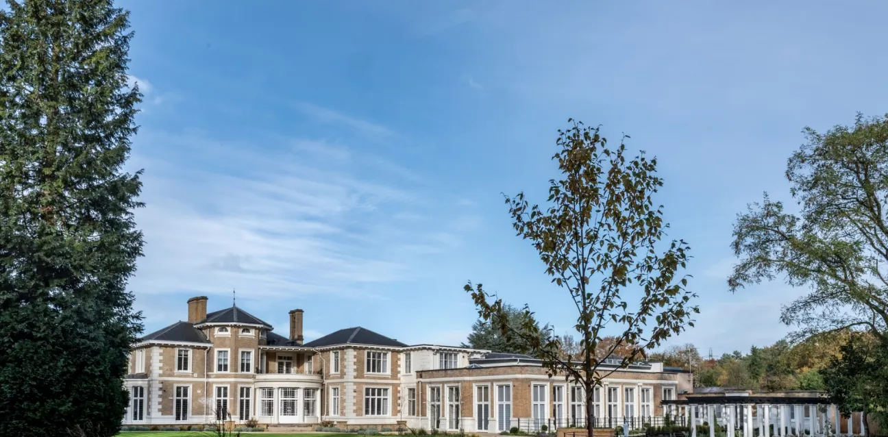 Care Home Esher, London - Loveday & Co